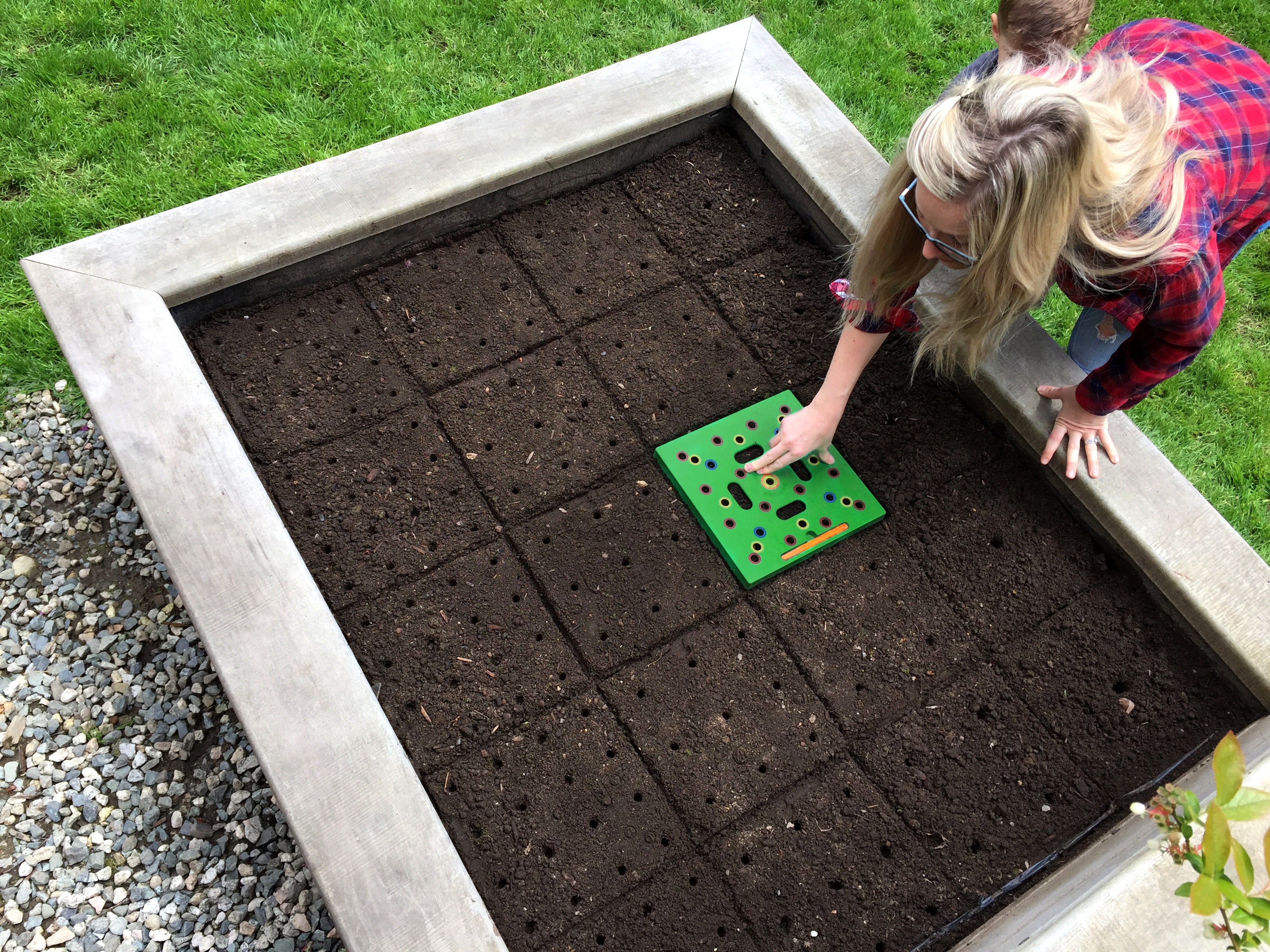Photo Gallery - Seeding Square